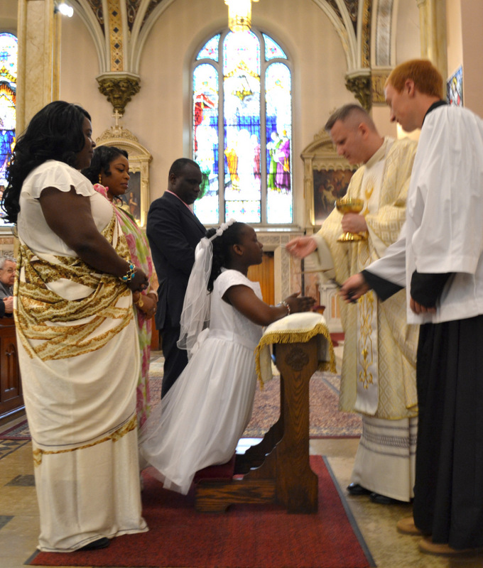 Photos: First Holy Communion at Corpus Christi Church – Broadway ...